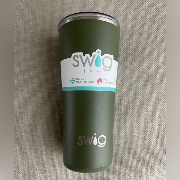 Swig Life | Dining | New Swig 22 Oz Insulated Tumbler With Lid In Olive ...